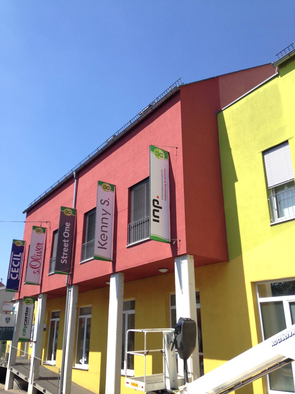 Ausleger | Atzmüller Werbeschilder - LED- und Außenwerbung in Eidenberg